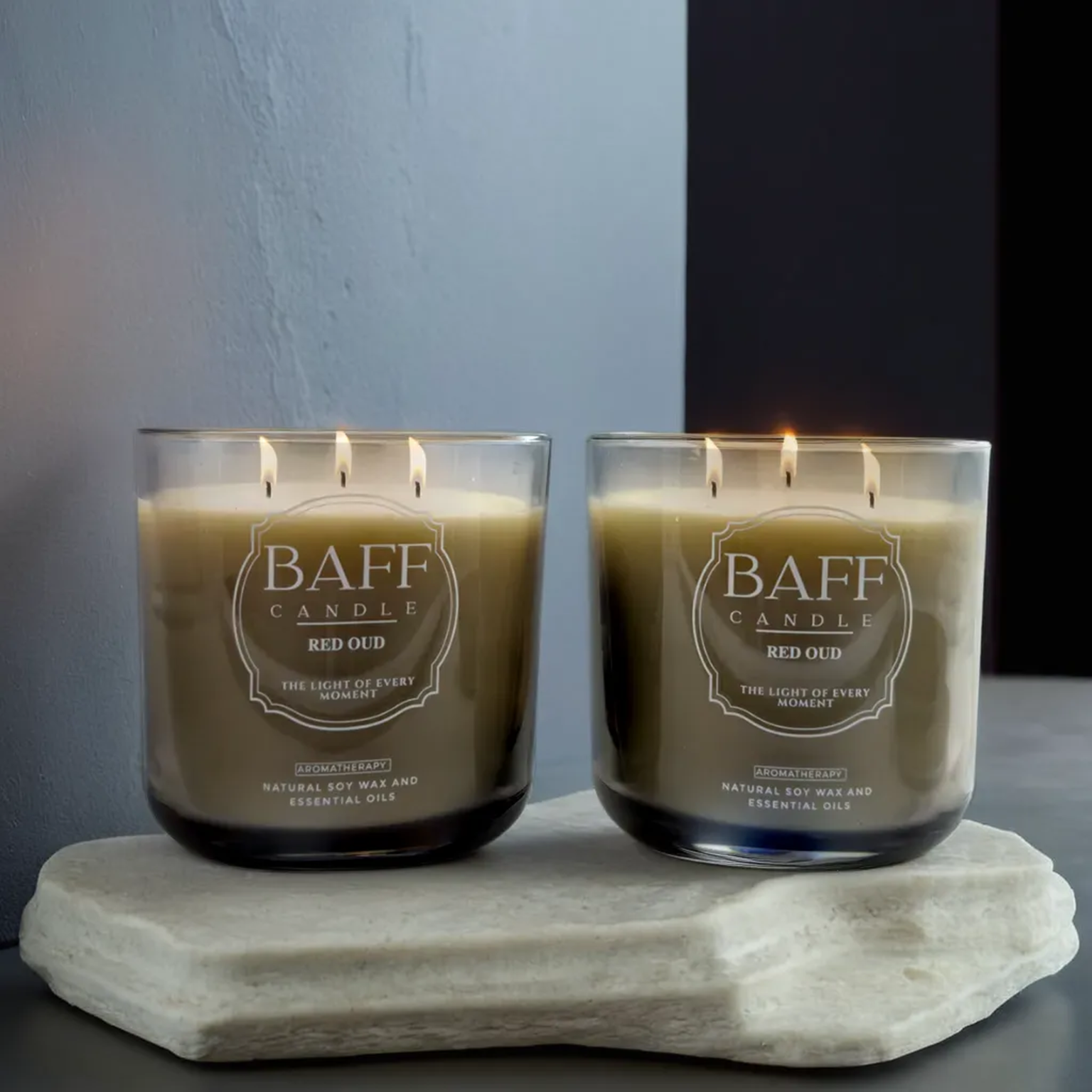 Red Oud Soy Wax Luxury Candle (Three Wick) - Baff Candle